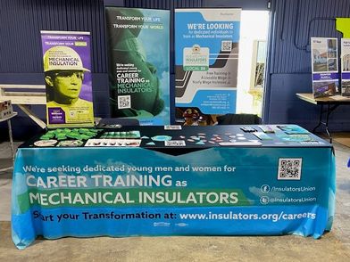 Insulators 26 | About the Program