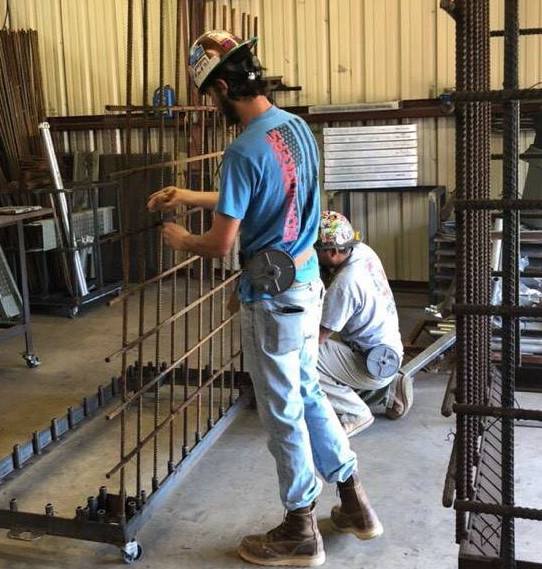 IWLU 848 | About Apprenticeships